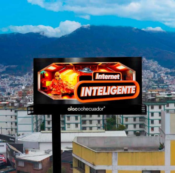 Netlife destaca con publicidad outdoor en 3D - Alac Ooh